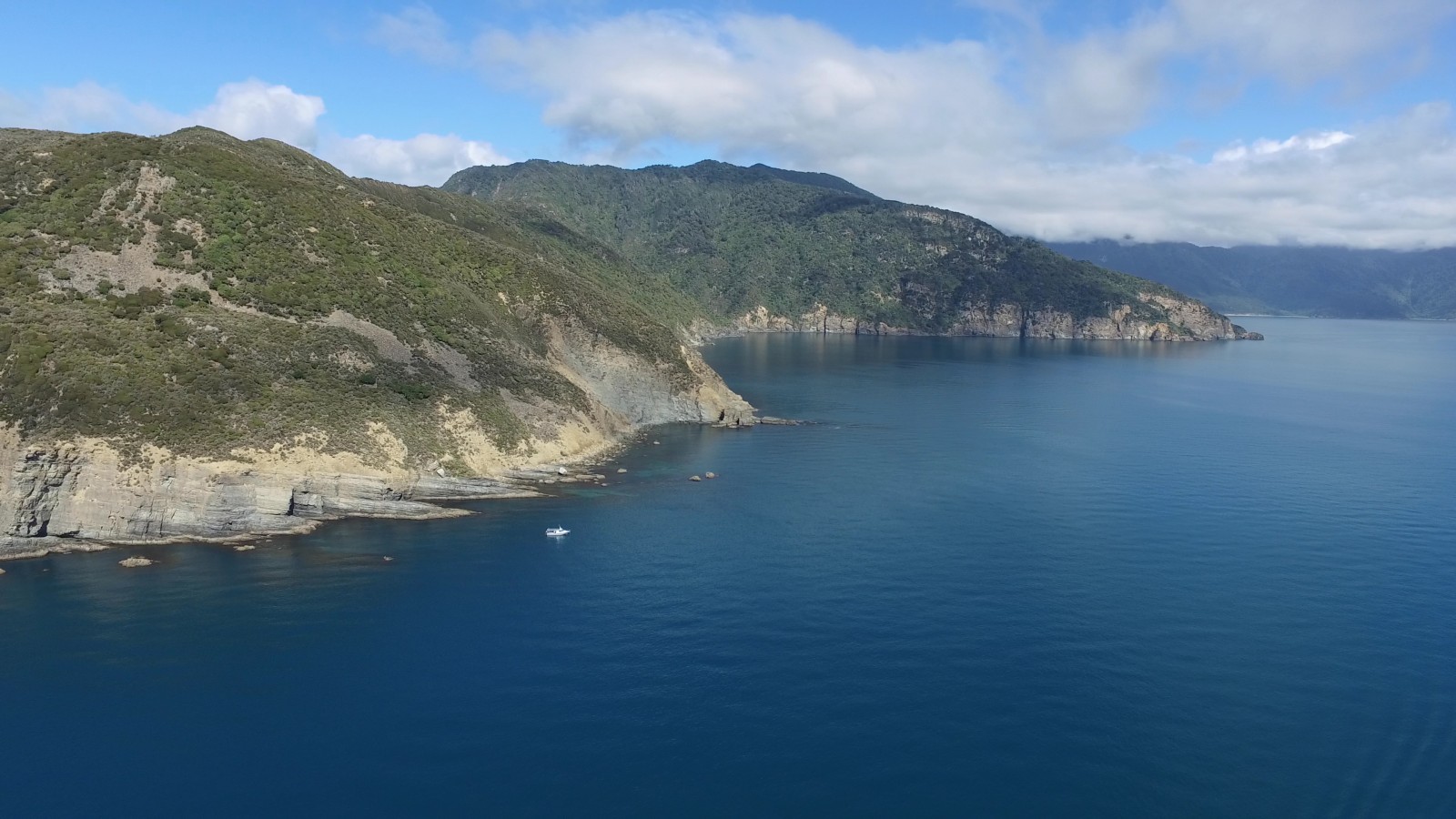 Outer Sounds | Cruise Guide